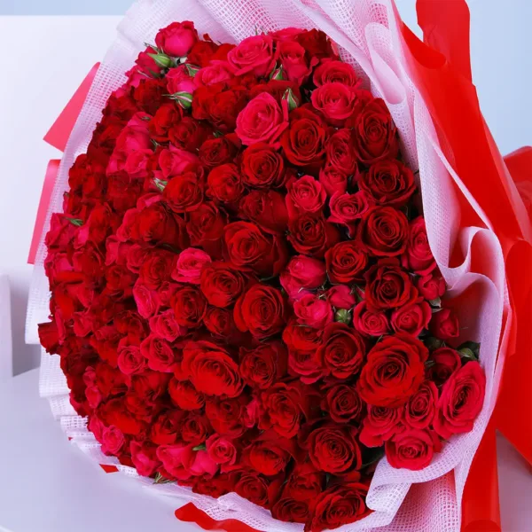 Joyful Roses Bouquet Online Delivery In Qatar