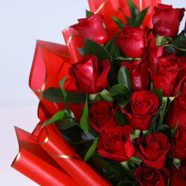 Ruby Romance Bouquet For Valentines Online Delivery