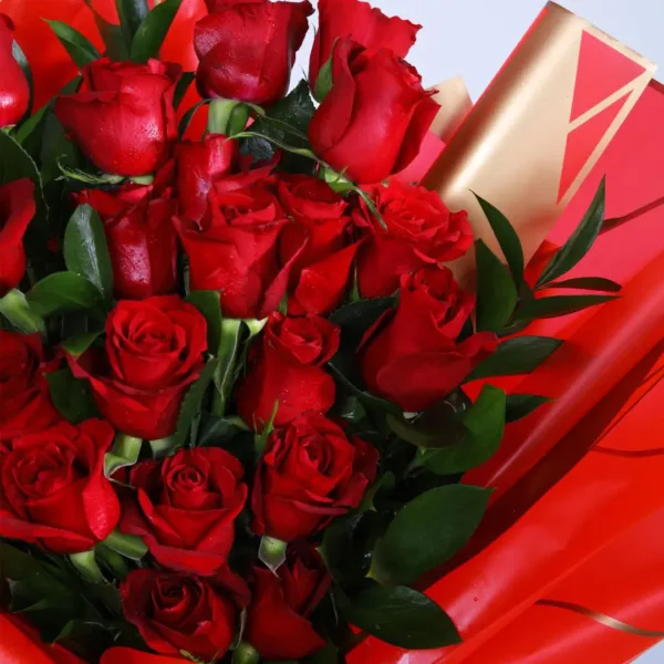 Ruby Romance Bouquet For Valentines Online Delivery