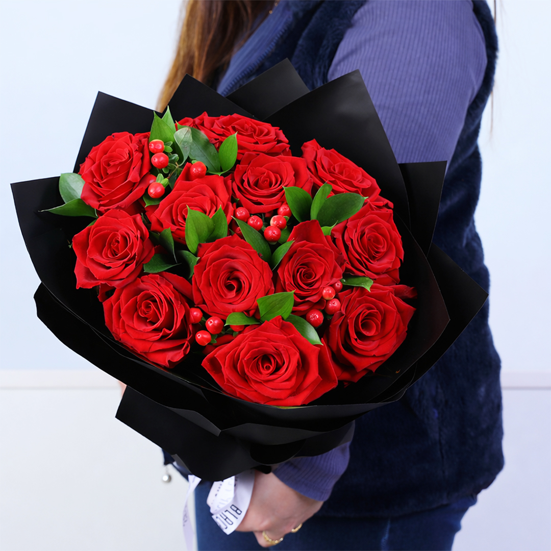 12 Red Roses Bouquet With Hypericum | Romantic Flower Gift